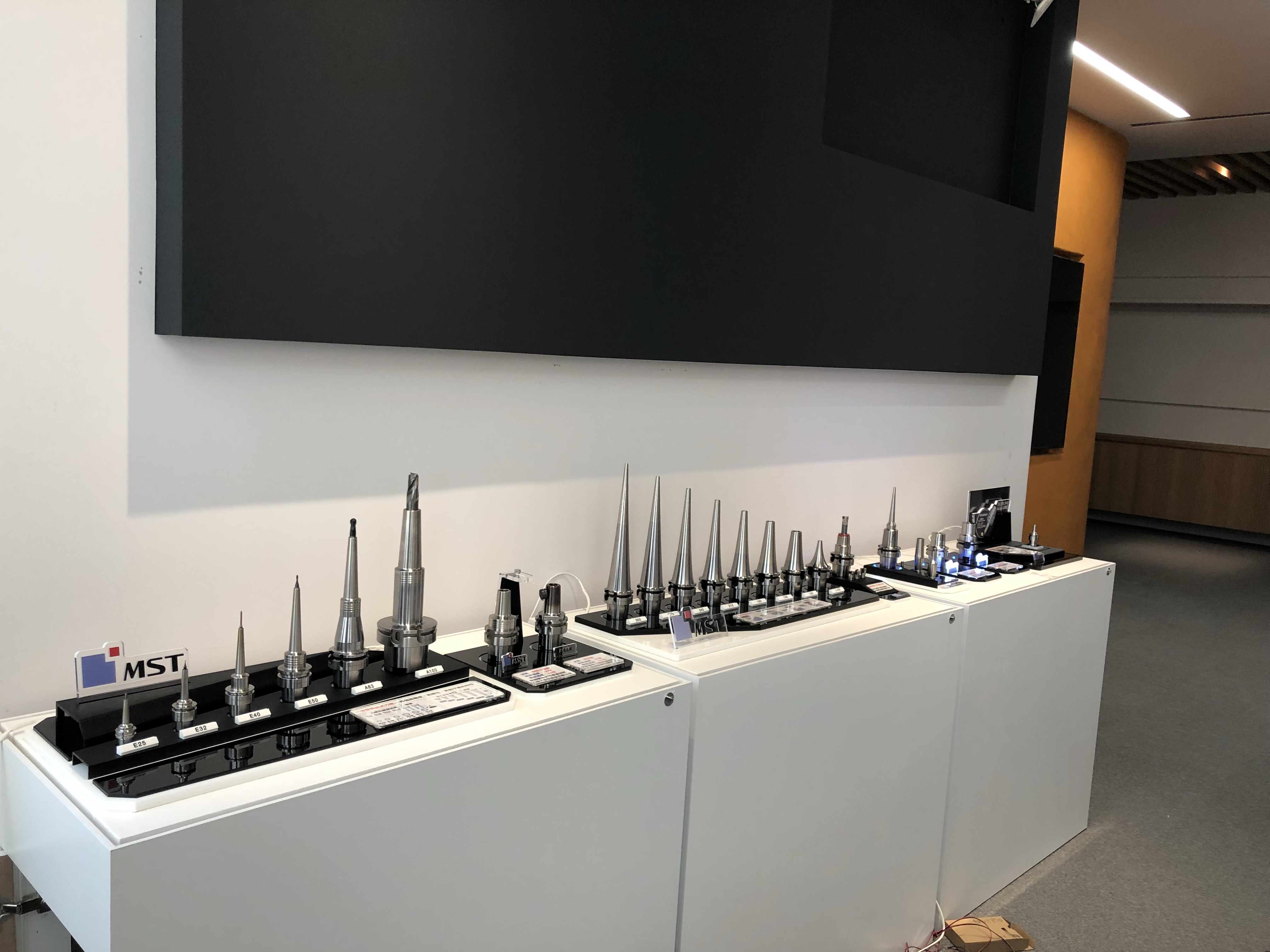 MST 全產品 Display Stand - 廣綮國際有限公司